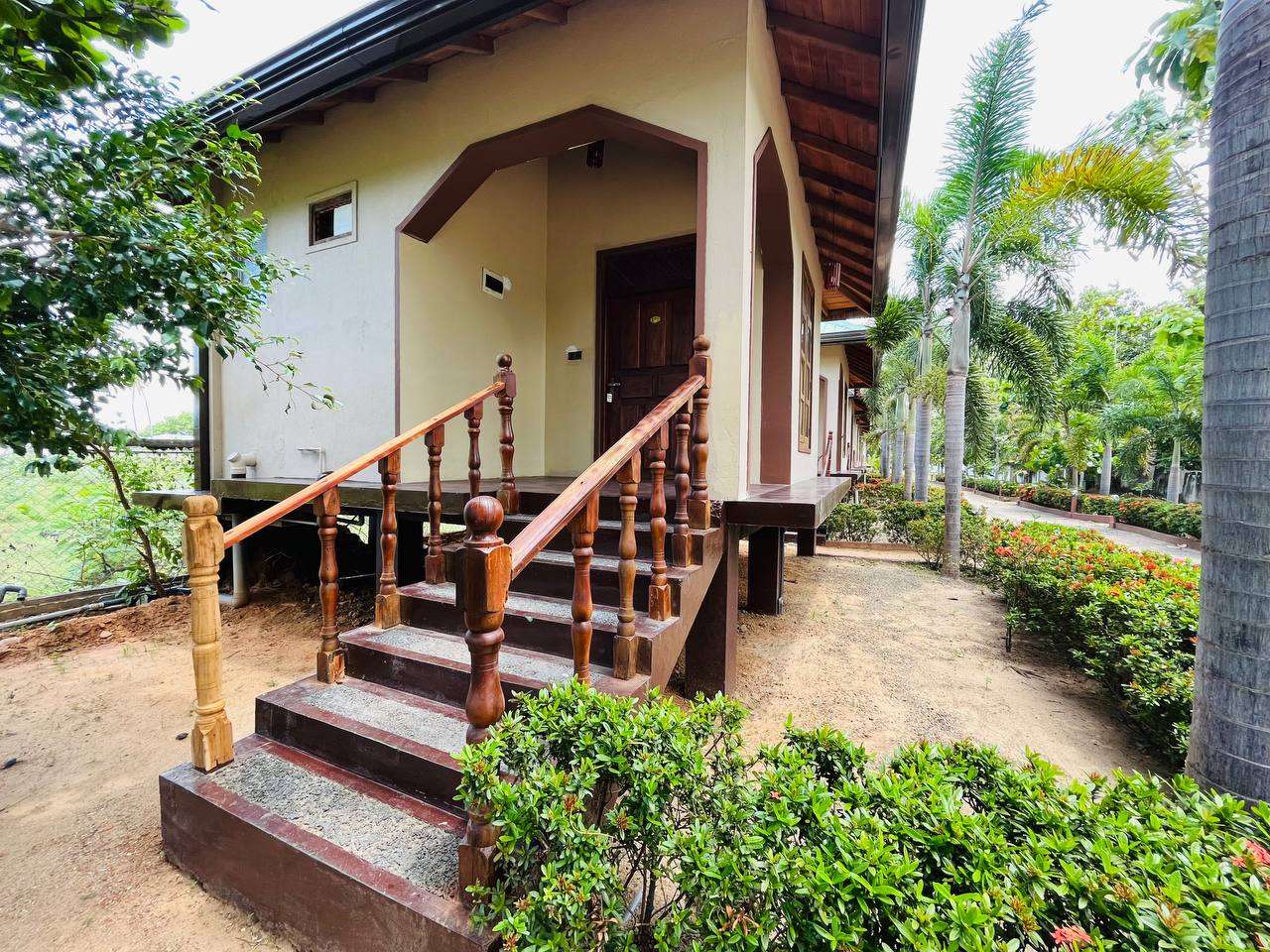 Sunrise Cabanas - Cabana 06